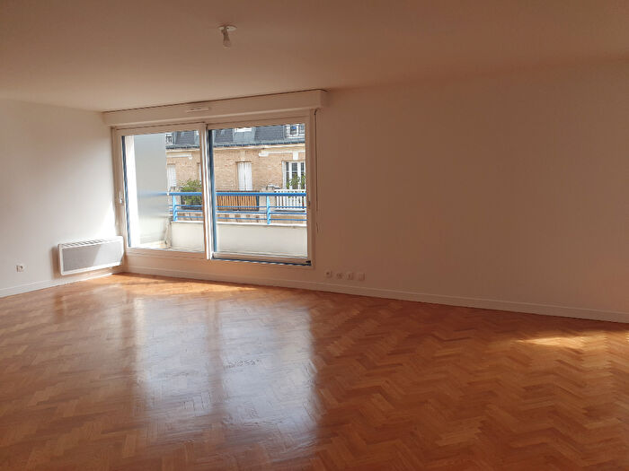 Appartement 5 pièces à louer à Paris 11ème, Léon-Blum, Folie-Regnault