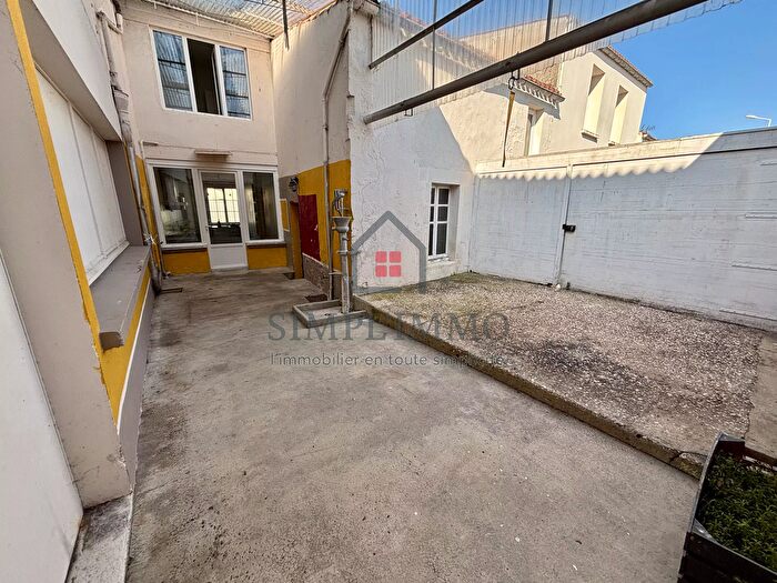 Maison 5 pièces à Beurlay, à vendre