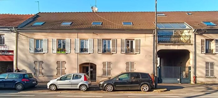 Appartement à vendre - Vaujours - 1 pièce