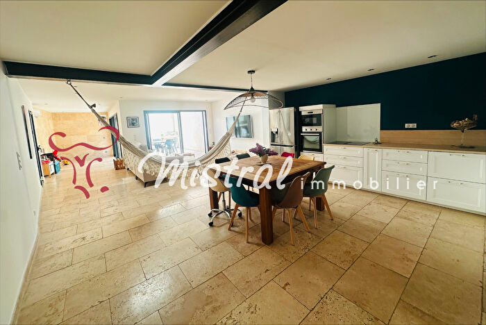 Maison à vendre - Aigues-Mortes - 5 pièces - 3 chambres