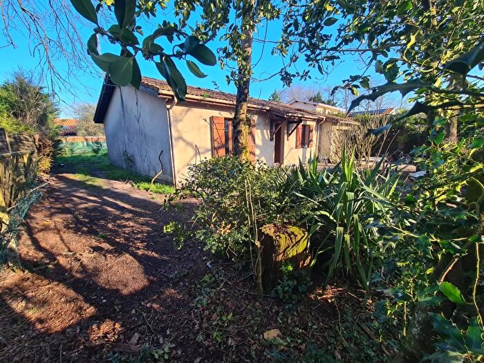 Maison à vendre - Pessac, Magonty - 5 pièces - 3 chambres