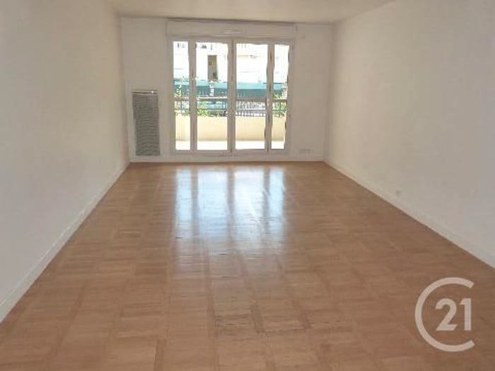 Issy-les-Moulineaux, Centre-ville, Corentin Celton, Les Varennes : Appartement 4 pièces à louer