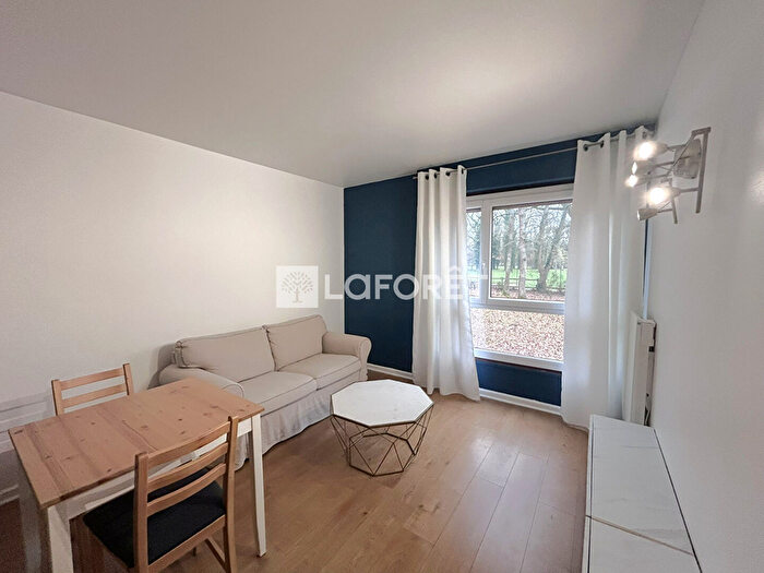 Appartement à louer - Lamorlaye - 2 pièces - 1 chambre