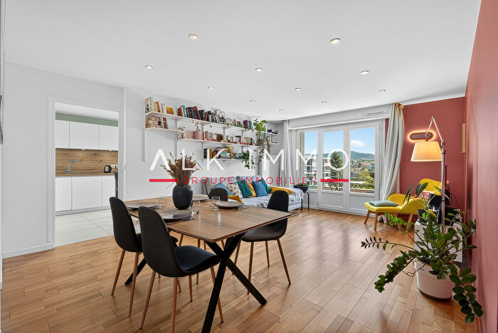 Appartement 2 pièces à vendre - Annecy, Parc des Sports, Fier