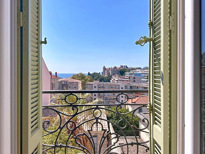 Appartement à vendre - Cannes, Petit Juas - 3 pièces - 2 chambres