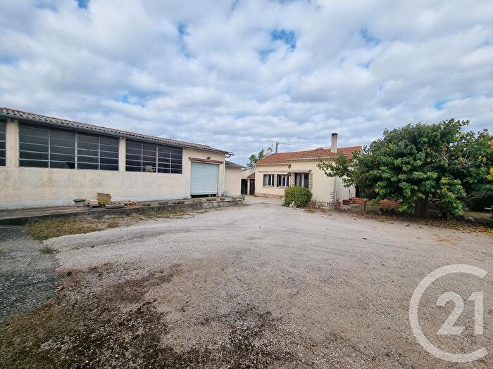 Maison à vendre - Cavaillon, Docteur Ayme, Ratacans, Les Vignères, Saint-Jacques - 4 pièces - 2 chambres