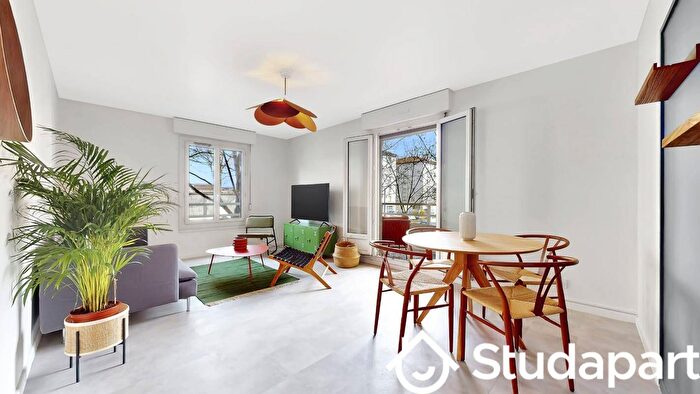 Appartement à louer - Sans Souci-Dauphiné, Lyon ème arrondissement - 1 pièce - 1 chambre