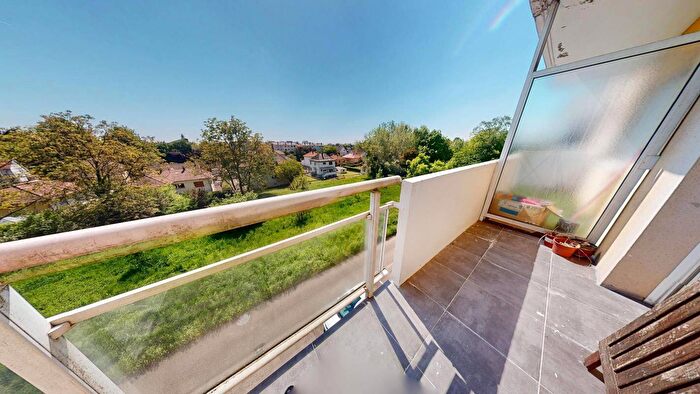 Appartement à louer - Sud Est, H nheim - 3 pièces - 2 chambres