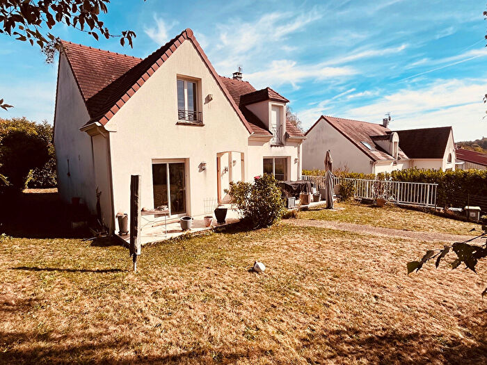 Maison 6 pièces à louer à Aigremont