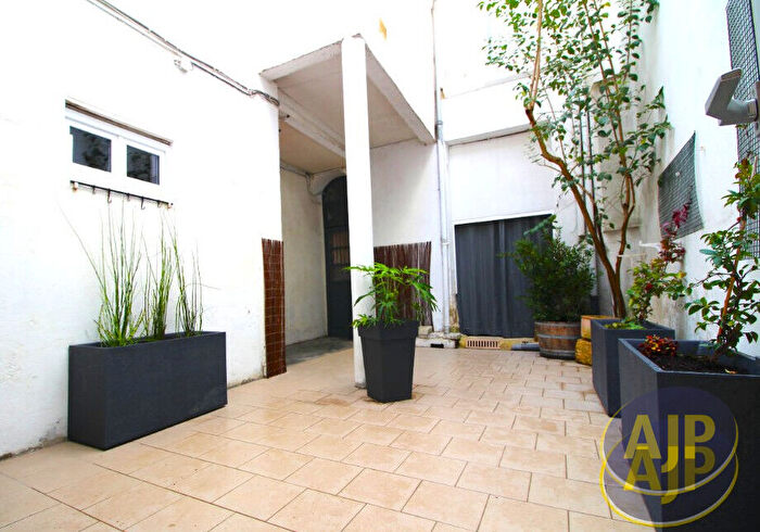 Maison à louer - Libourne, Centre-ville, Bastide, Gare - 3 pièces - 2 chambres