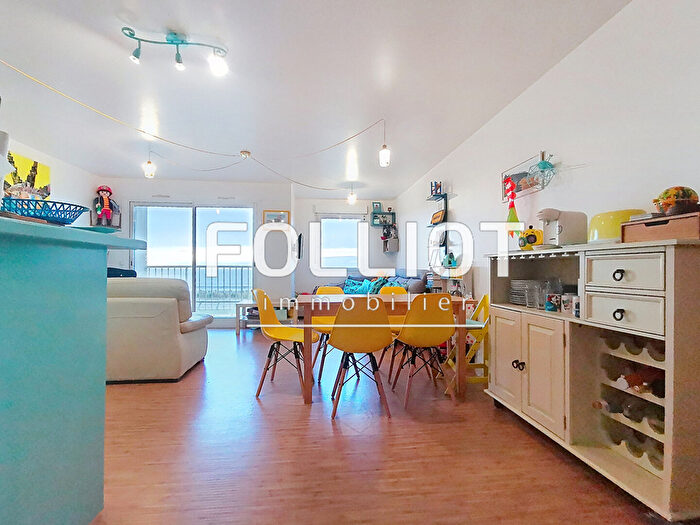 Appartement à vendre - Jullouville - 3 pièces - 2 chambres