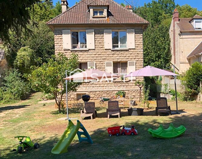 Maison 5 pièces à Saint-Maximin, à vendre