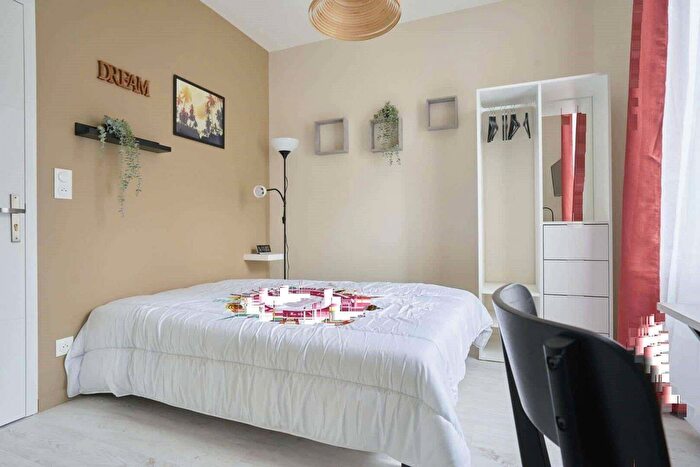 Appartement à louer - Centre Ville, Reims - 1 pièce