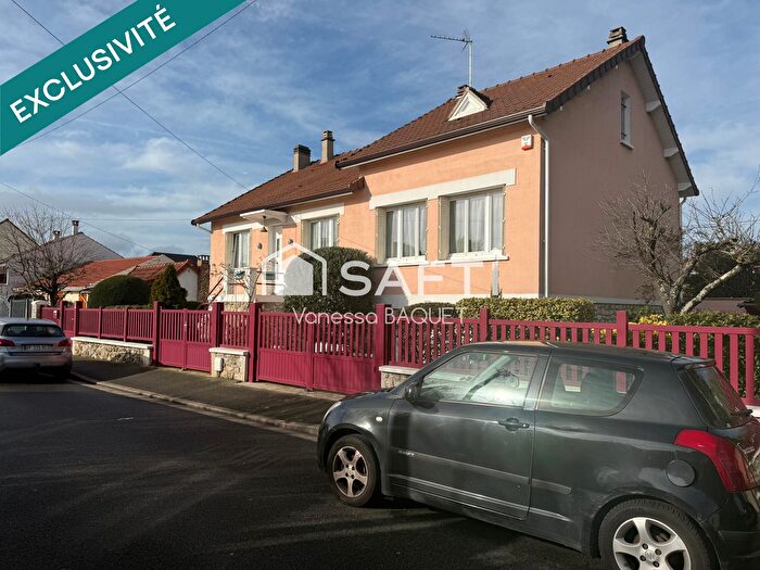 Maison à vendre - Le Plessis-Bouchard - 6 pièces - 4 chambres