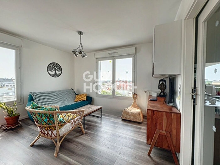 Appartement à vendre - Stains, Le Vieux Stains - 4 pièces - 3 chambres