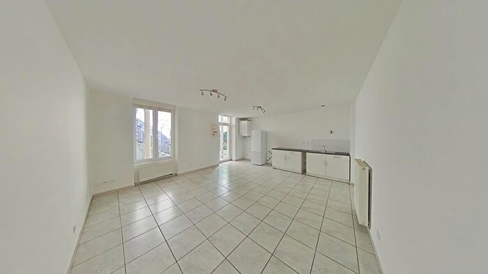 Appartement à louer - Saint-Étienne, Tardy, Colline des Pères, Bizillon - 3 pièces - 2 chambres