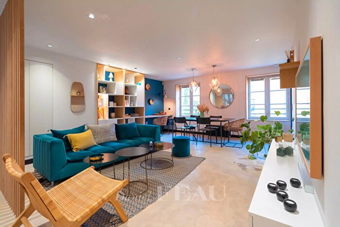 Appartement à vendre - Aix-en-Provence, Centre-ville - 4 pièces - 3 chambres