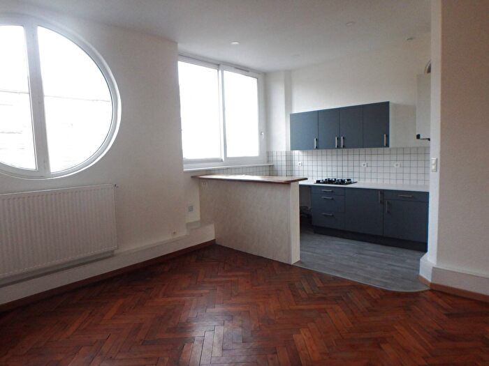 Appartement à louer - Villers-lès-Nancy - 2 pièces - 1 chambre