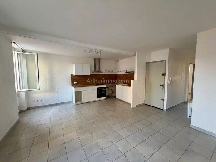 Jonquieres Centre, Martigues - Appartement 2 pièces à louer