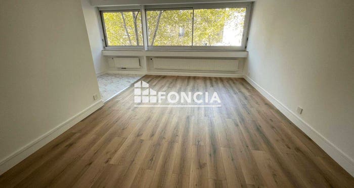 Porte Dauphine, Paris 16ème arrondissement : Appartement 1 pièce à louer