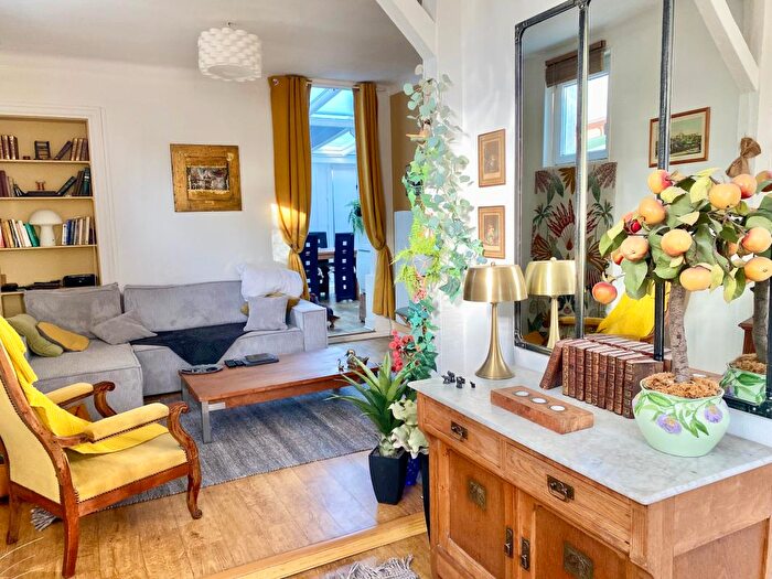 Appartement à vendre - Biarritz, Saint-Charles, Phare, Larochefoucauld - 3 pièces - 2 chambres