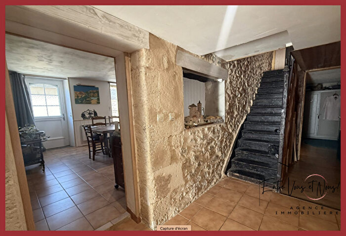 Maison à vendre - Sauveterre-de-Guyenne - 5 pièces - 4 chambres