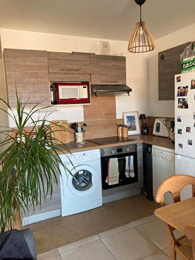 Extension Années -, Brignoles : Appartement 2 pièces à louer