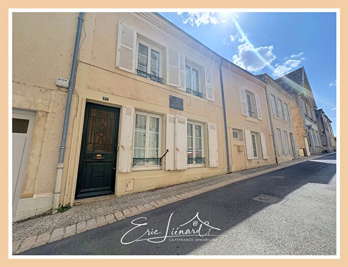 Maison 8 pièces à vendre - Saint-Maixent-l'École