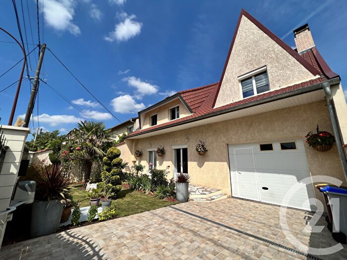Maison à vendre - Montfermeil, Les Oiseaux - 7 pièces - 5 chambres