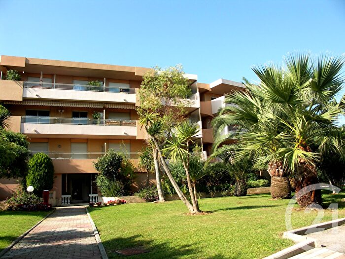 Appartement 3 pièces à louer - Antibes, Rastines, Super Antibes, Laval, La Fontonne