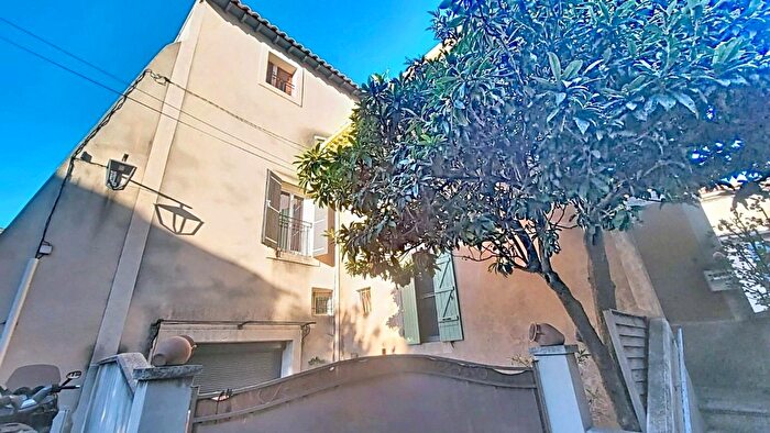 Maison à vendre - Caumont-sur-Durance - 6 pièces - 5 chambres