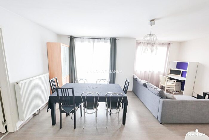 Lille, Lille-Sud - Appartement 3 pièces à louer