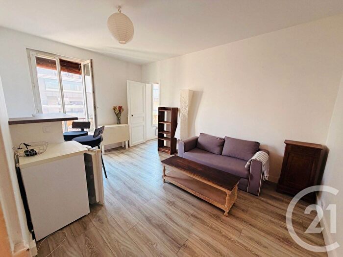 Appartement à louer - Issy les Moulineaux - 2 pièces - 1 chambre