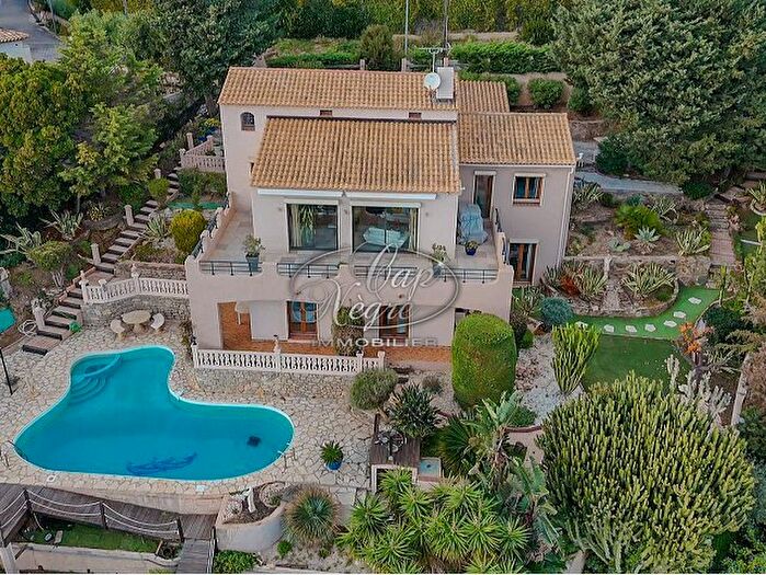 Rayol-Canadel-sur-Mer - Maison 5 pièces à vendre