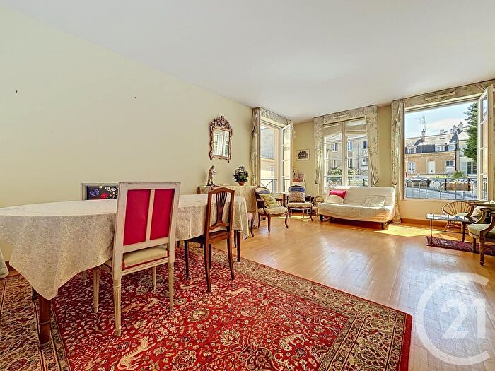 Versailles, Saint-Louis - Appartement 4 pièces à vendre