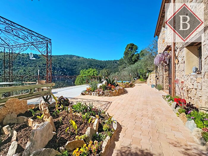 Saint-Cézaire-sur-Siagne - Maison 6 pièces à vendre
