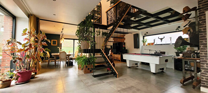Maison à vendre - Vendegies-sur-Écaillon - 8 pièces - 4 chambres