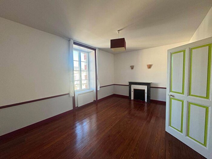 Appartement à louer - Centre, Châteaubriant - 3 pièces - 2 chambres