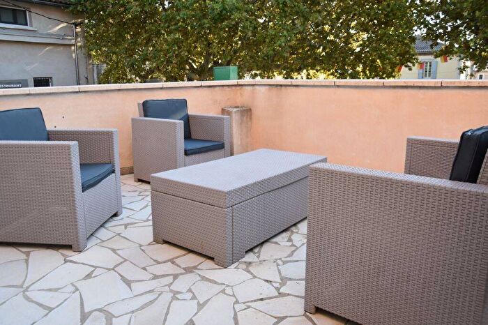 Appartement à louer - Rognonas - 2 pièces - 1 chambre