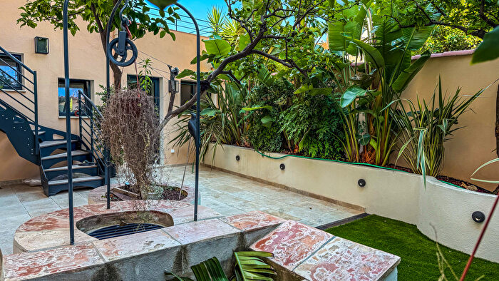 Appartement 5 pièces à Antibes, Coeur de ville, à vendre