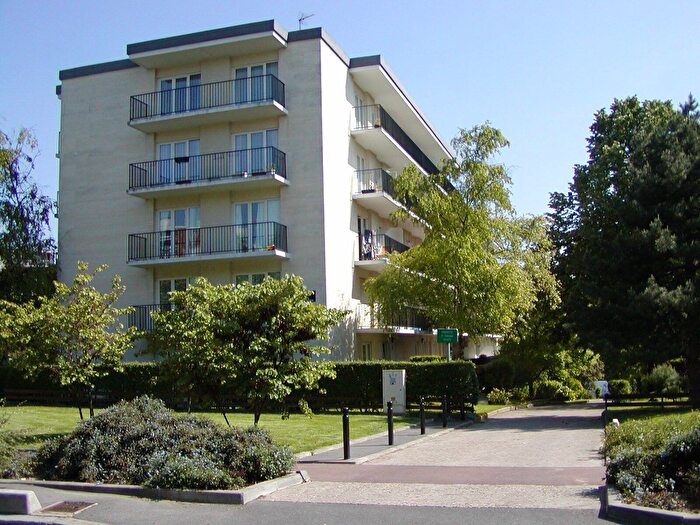 Appartement à louer - Hector Berlioz, Maisons-Alfort - 2 pièces - 1 chambre