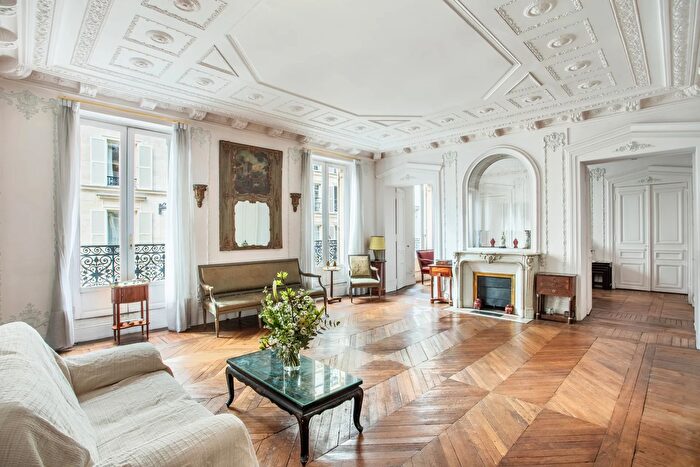 Appartement à vendre - Paris e , Clichy, Trinité - 8 pièces - 5 chambres