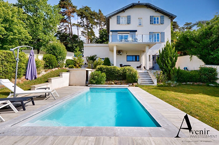 Maison 5 pièces à vendre à Écully, Chalier, Valvert