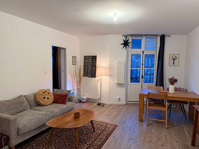 Appartement à louer - Villaudin-Le Val, Vitre - 3 pièces - 2 chambres