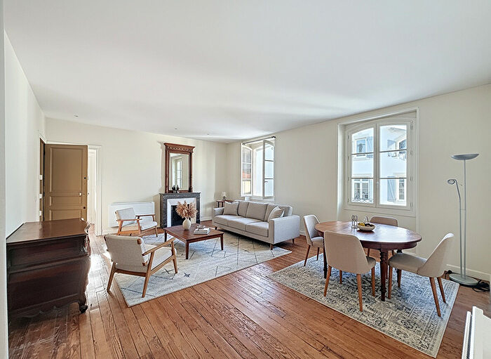 Appartement à vendre - Biarritz, Centre-ville Est - 3 pièces - 2 chambres
