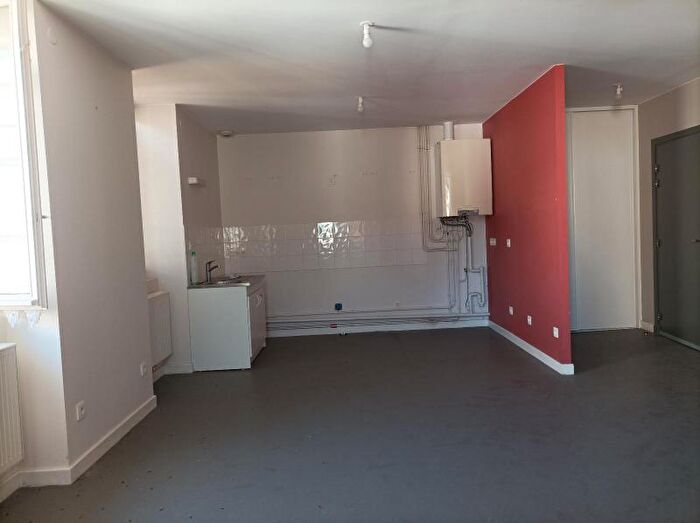 Givors, Centre-ville : Appartement 4 pièces à louer