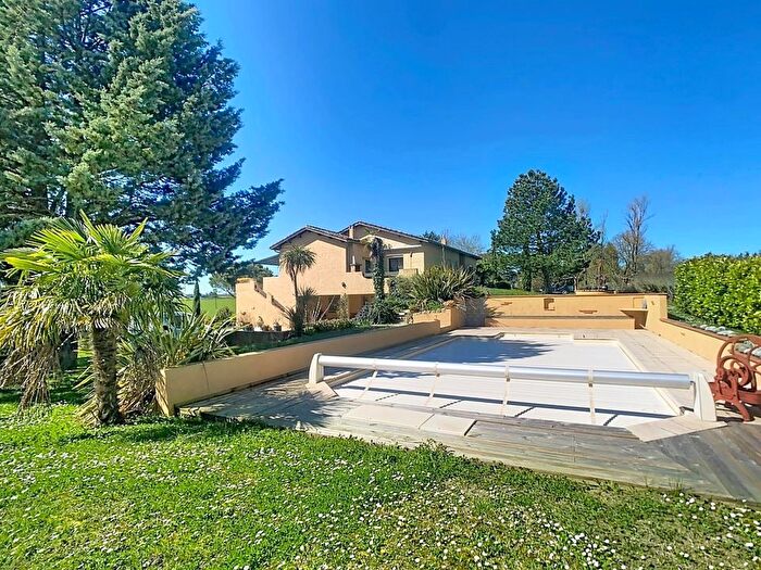 Maison à vendre - Castelnau-Barbarens - 7 pièces - 4 chambres