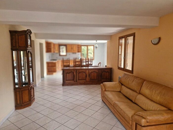 Appartement à vendre - Embrun - 3 pièces - 2 chambres