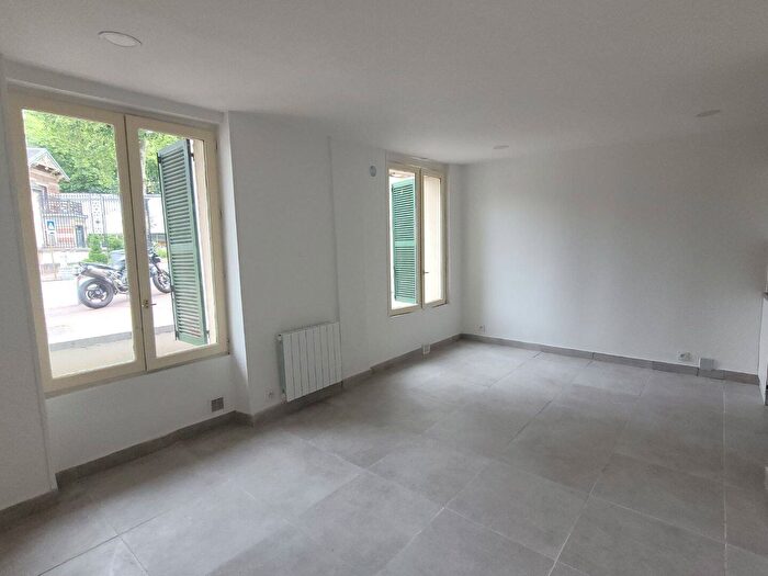 Beau Site-Pommerets-Binelles, Sèvres - Appartement 1 pièce à louer