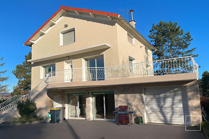 Maison à vendre - Marcilly-dAzergues - 9 pièces - 7 chambres